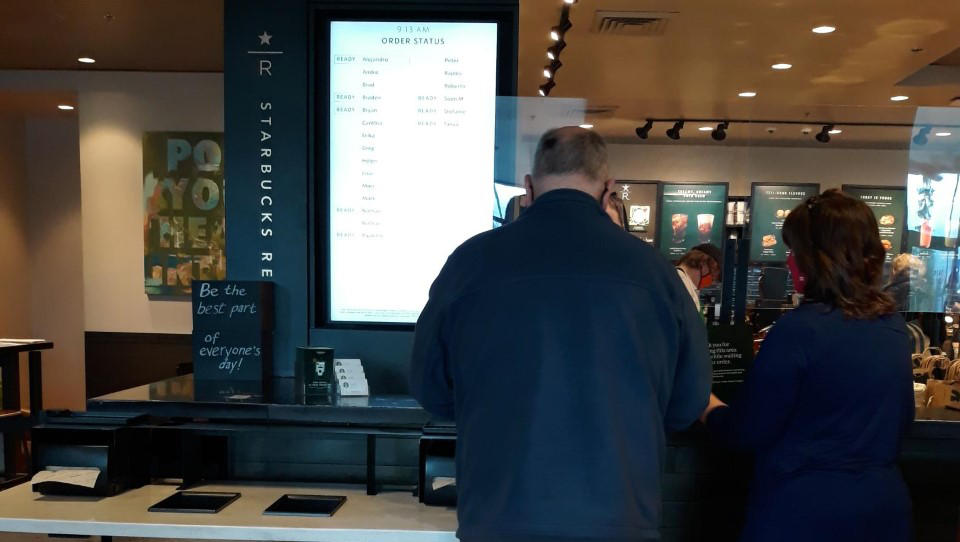Starbucks Upgrading the Last Minute of the Mobile Ordering Journey ...