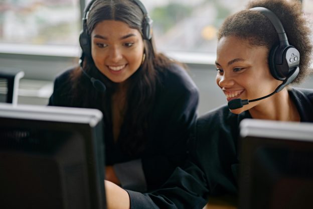 How Samsung Turns Customer Service into a Competitive Edge